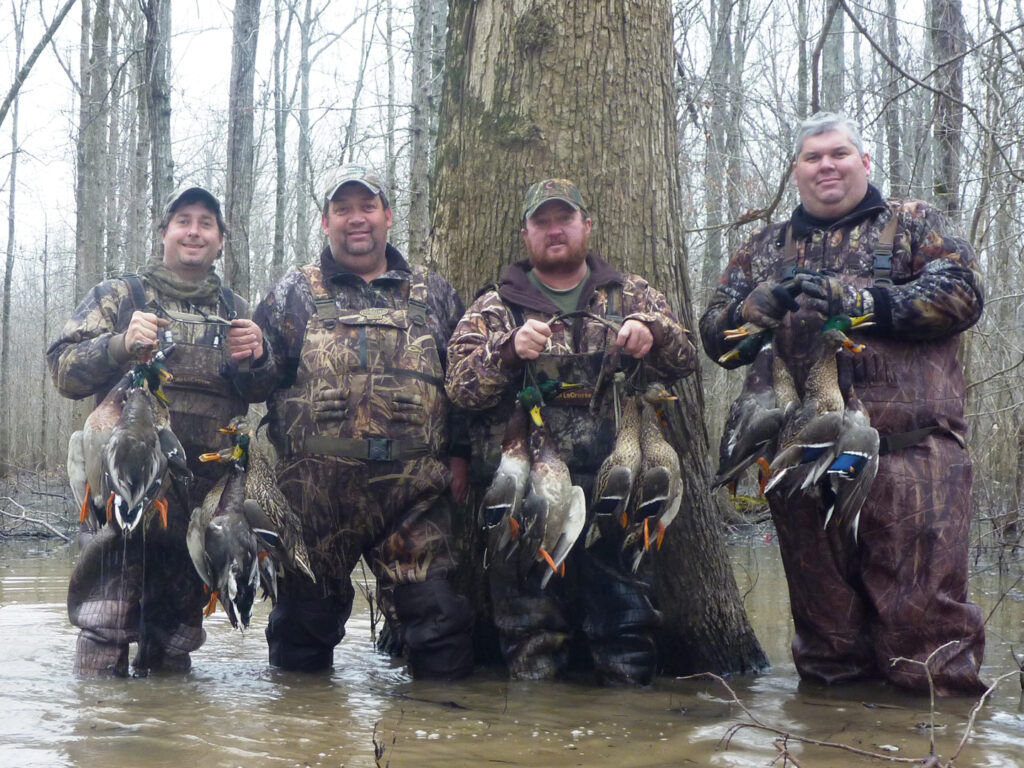 Photo Gallery – Ducks Everywhere Hunt Club
