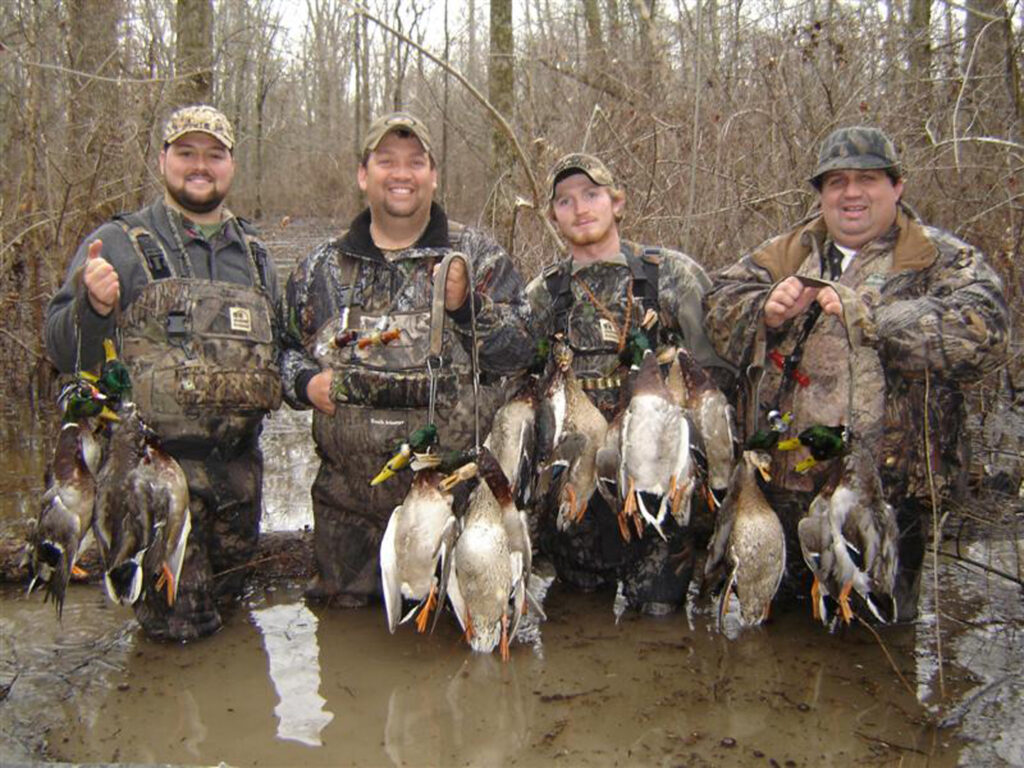 Photo Gallery – Ducks Everywhere Hunt Club